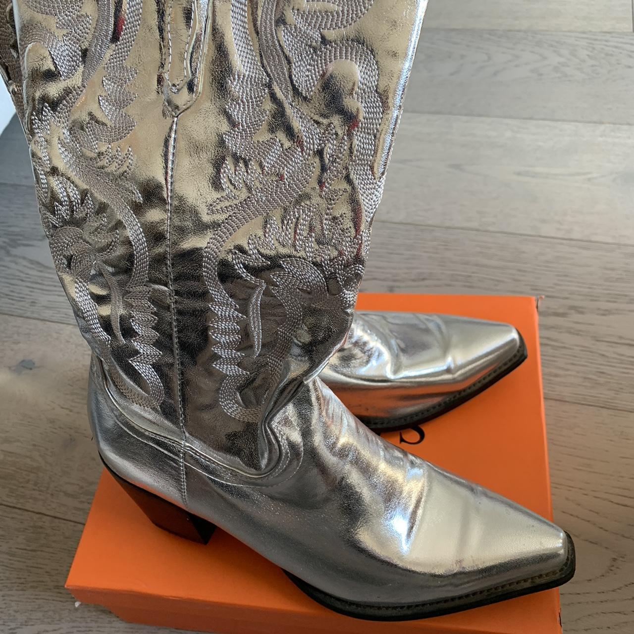 SILVER COWBOY BOOTS WORN ONCE SIZE 10 AU (I’m... - Depop