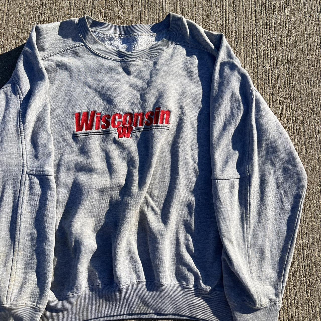vintage college sweatshirt large Wisconsin - Depop