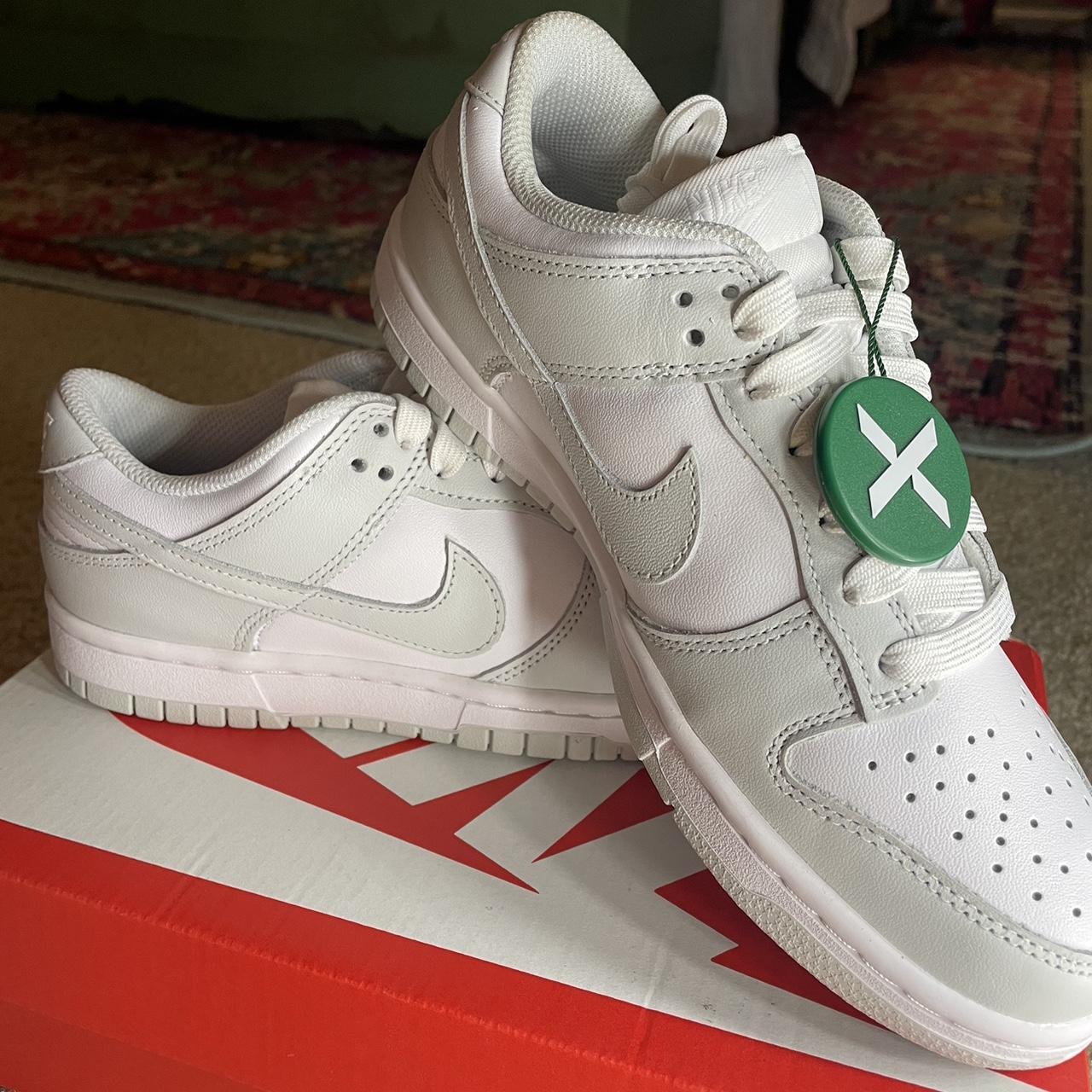 Light grey women’s nike dunks Size 6.5 in perfect... - Depop