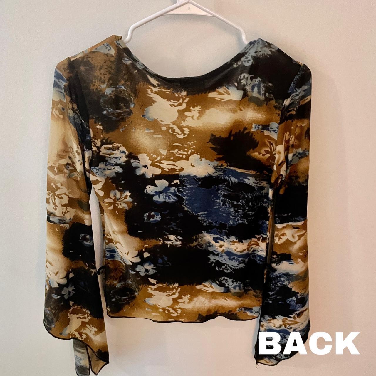 Women's Tan and Blue Crop-top | Depop