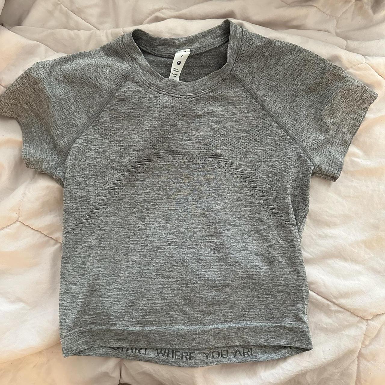 Lululemon swiftly tech cropped short sleeve 2.0 size 4 - Depop