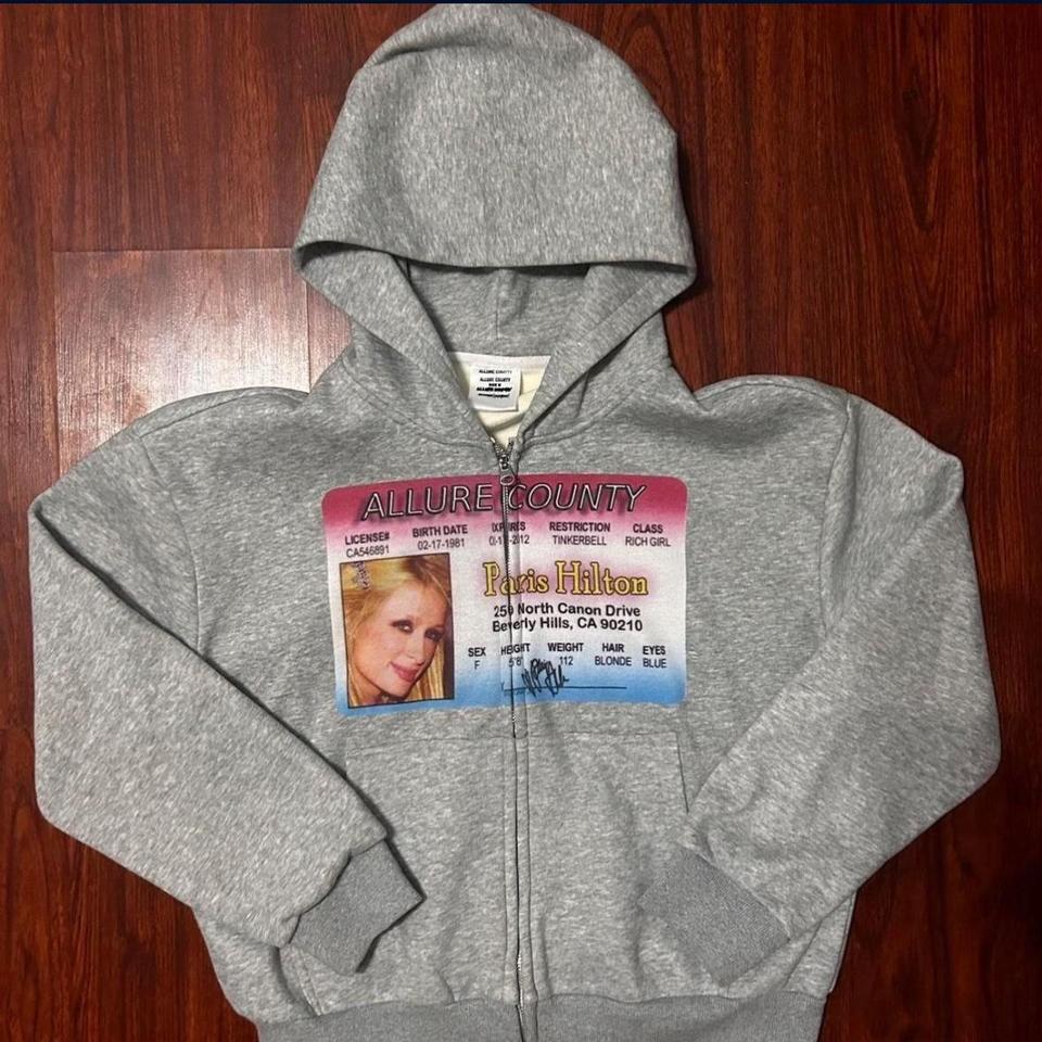 Allure county - Depop