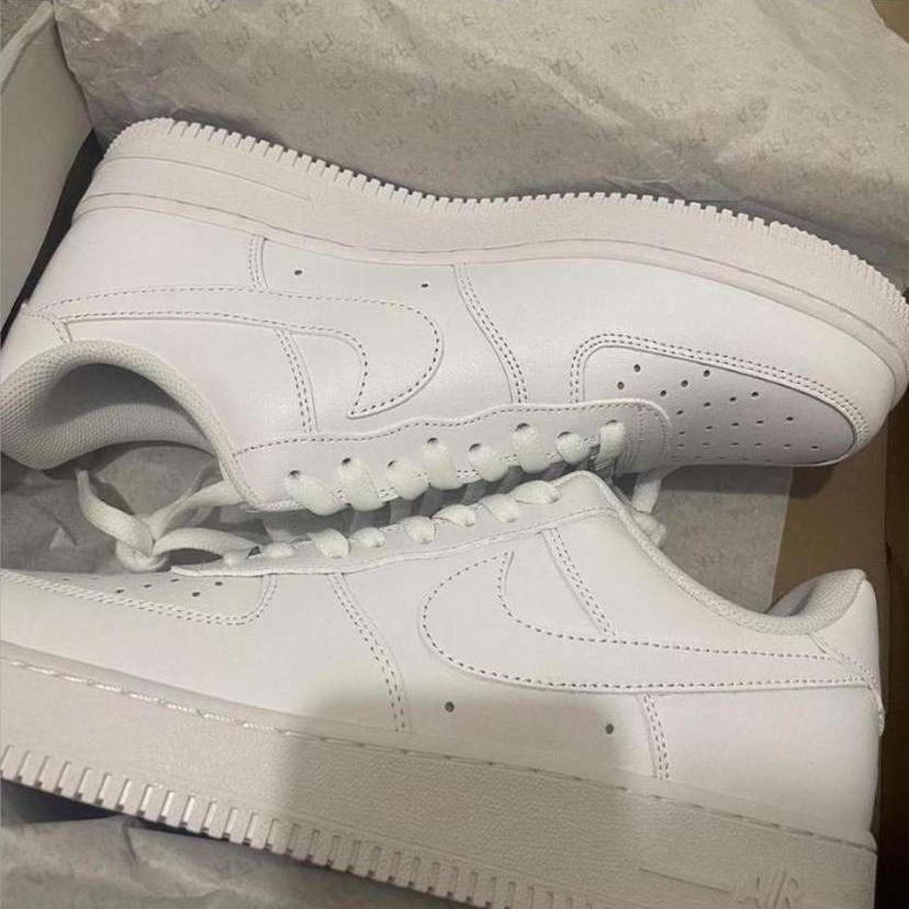 white nike air force 1’s - Depop
