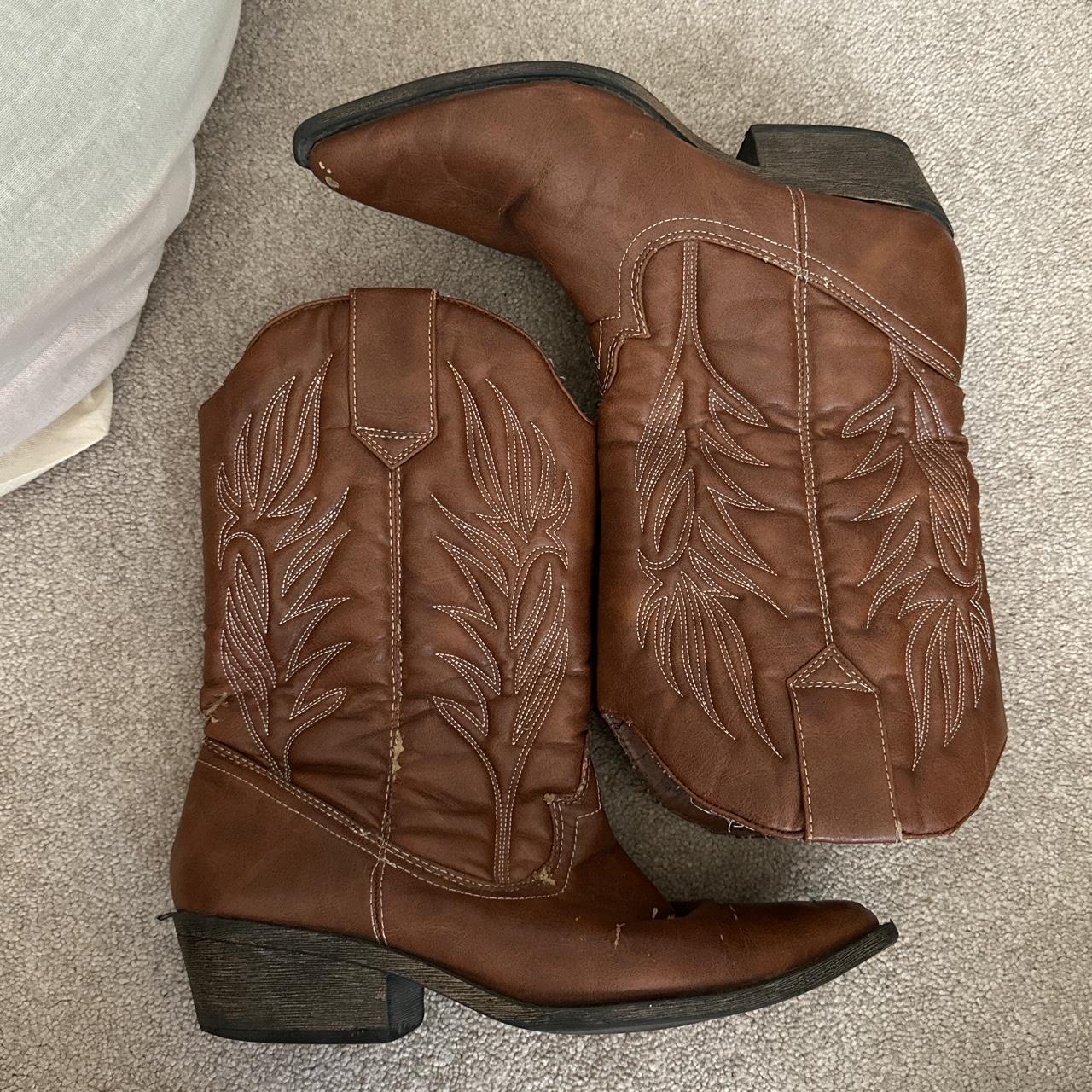 Candie's Women's Boots | Depop