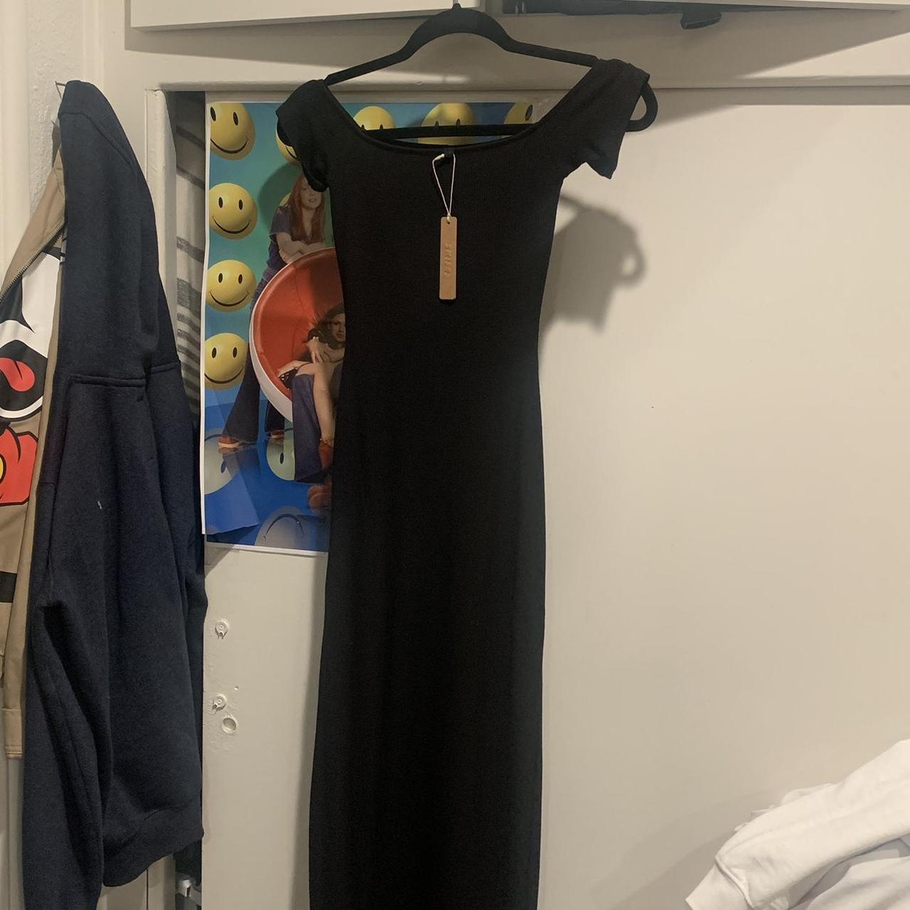 skims off the shoulder dress color onyx size xs (: - Depop