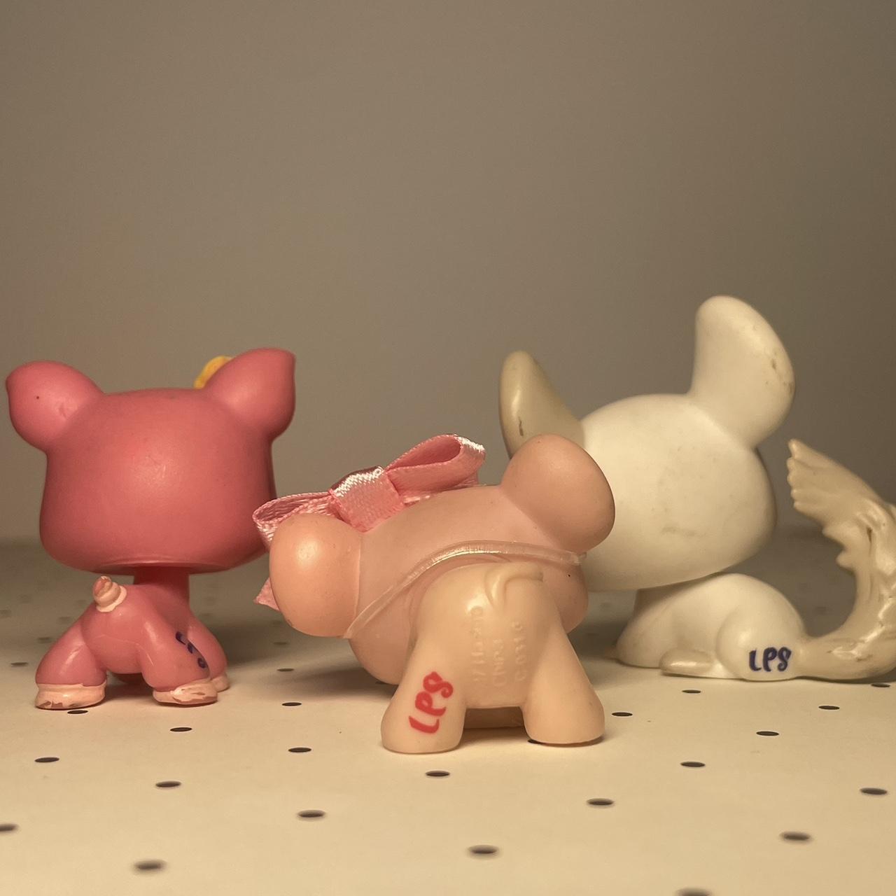 lps set!! comes w all accessories featured, and the... - Depop