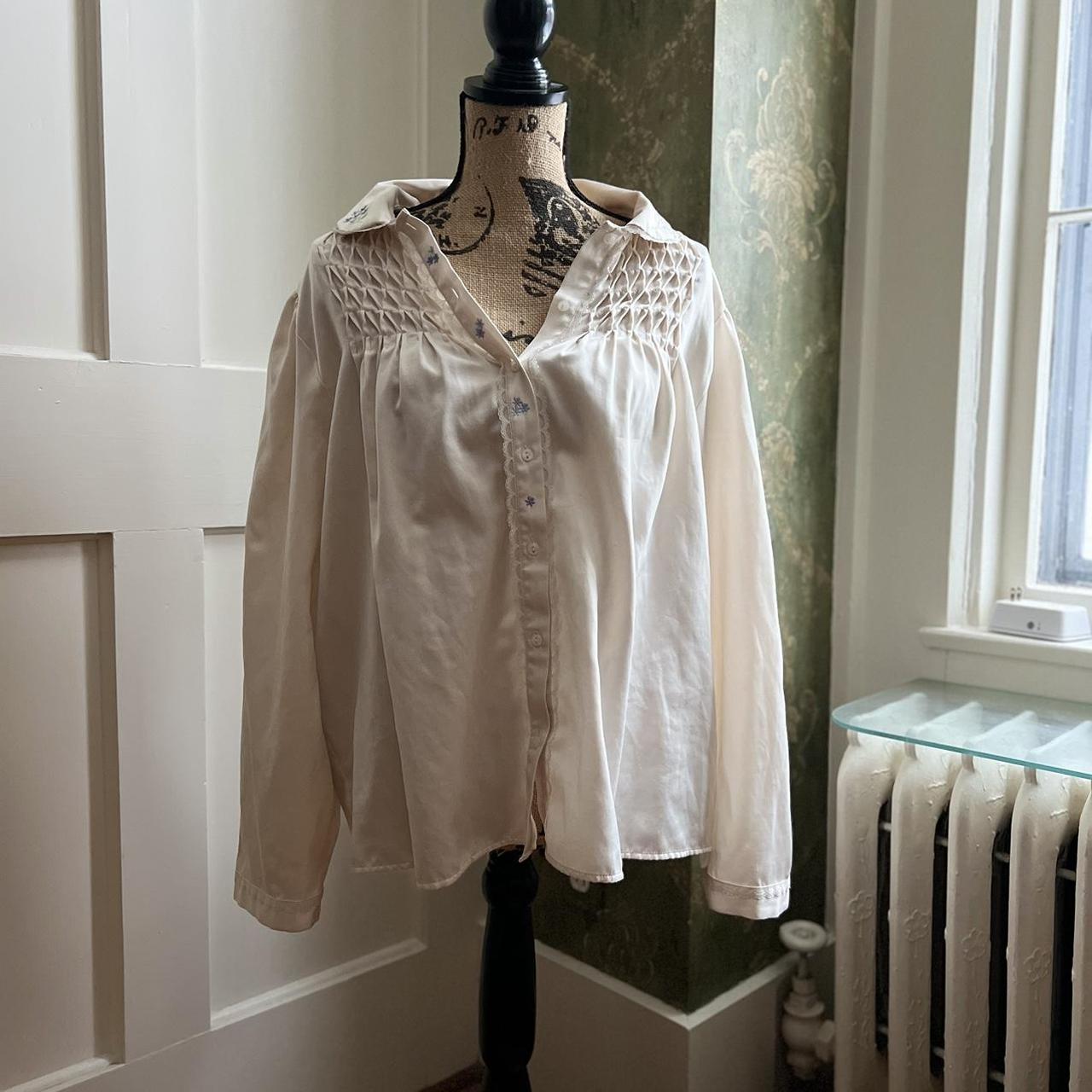 Very coquette embroidered button down - Depop