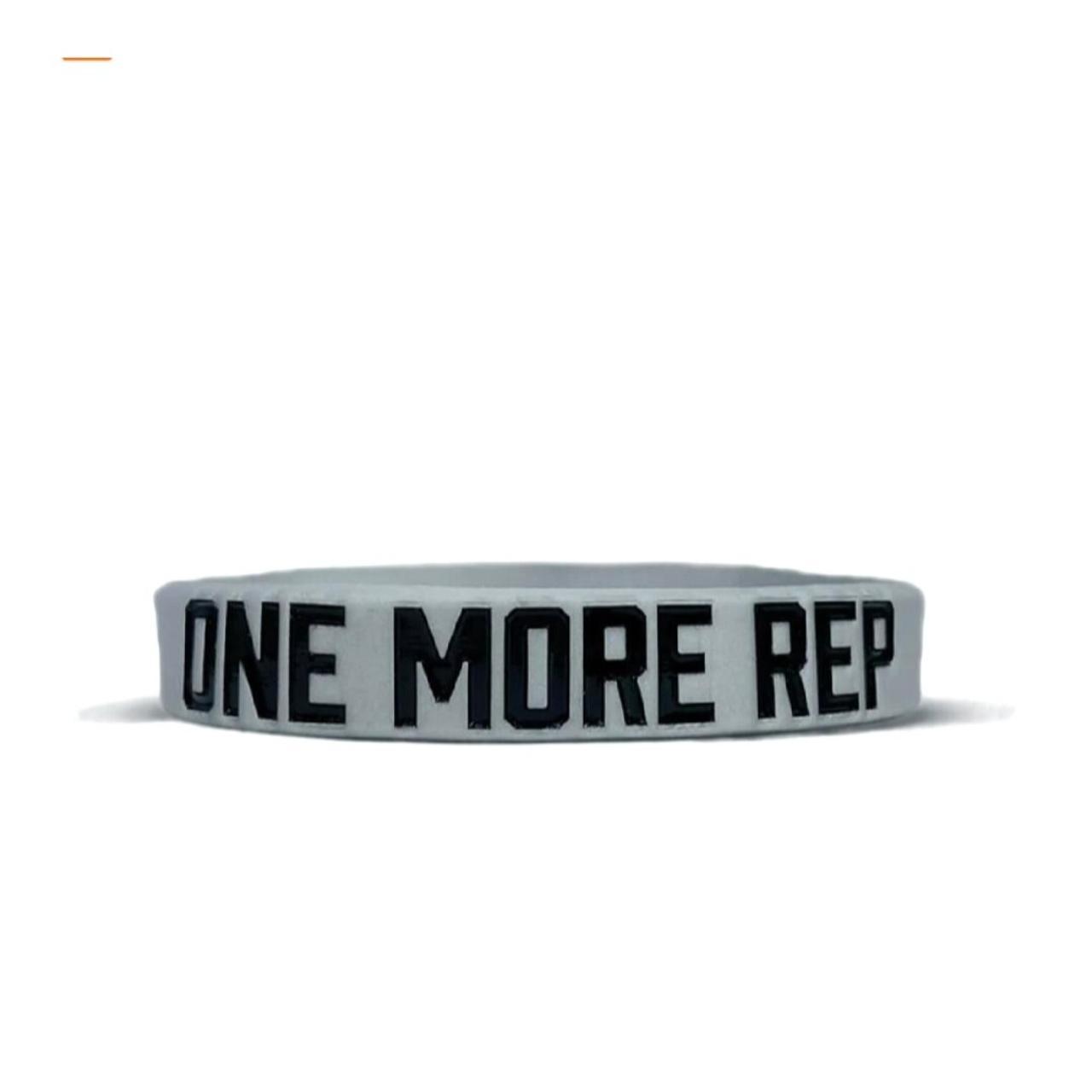 GREY MOTIVATIONAL "ONE MORE REP" SILICONE BRACELET... - Depop