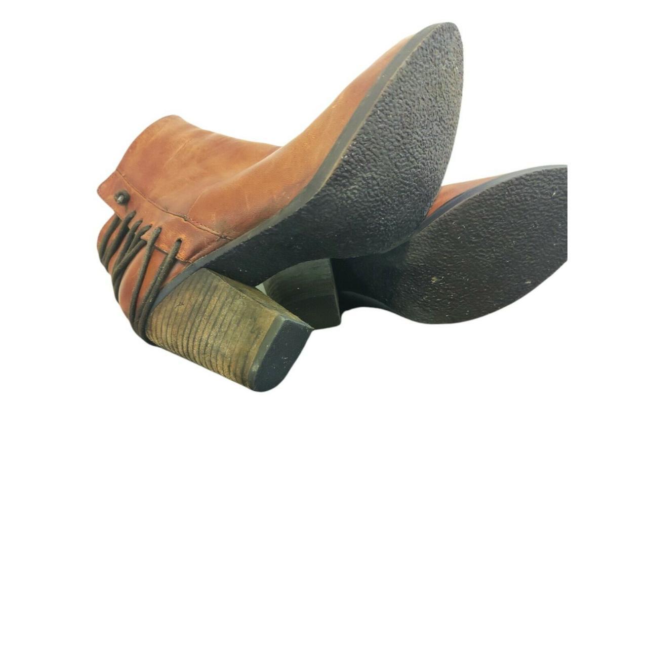 EUC Steve Madden “RAGLIN” Brown Leather Distressed... - Depop