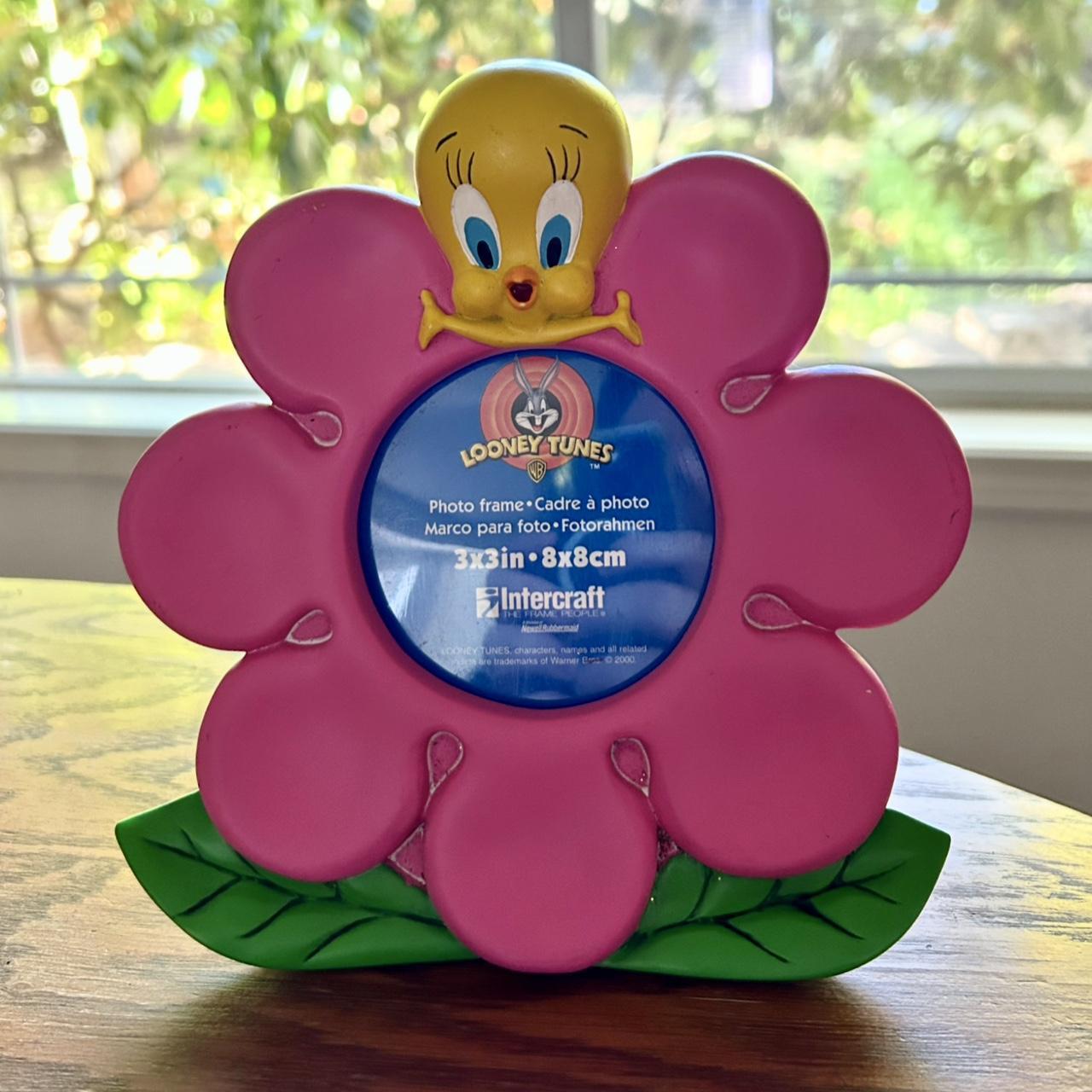 Looney Tunes Tweety Bird flower photo frame🌸🐥 •mint... | Depop