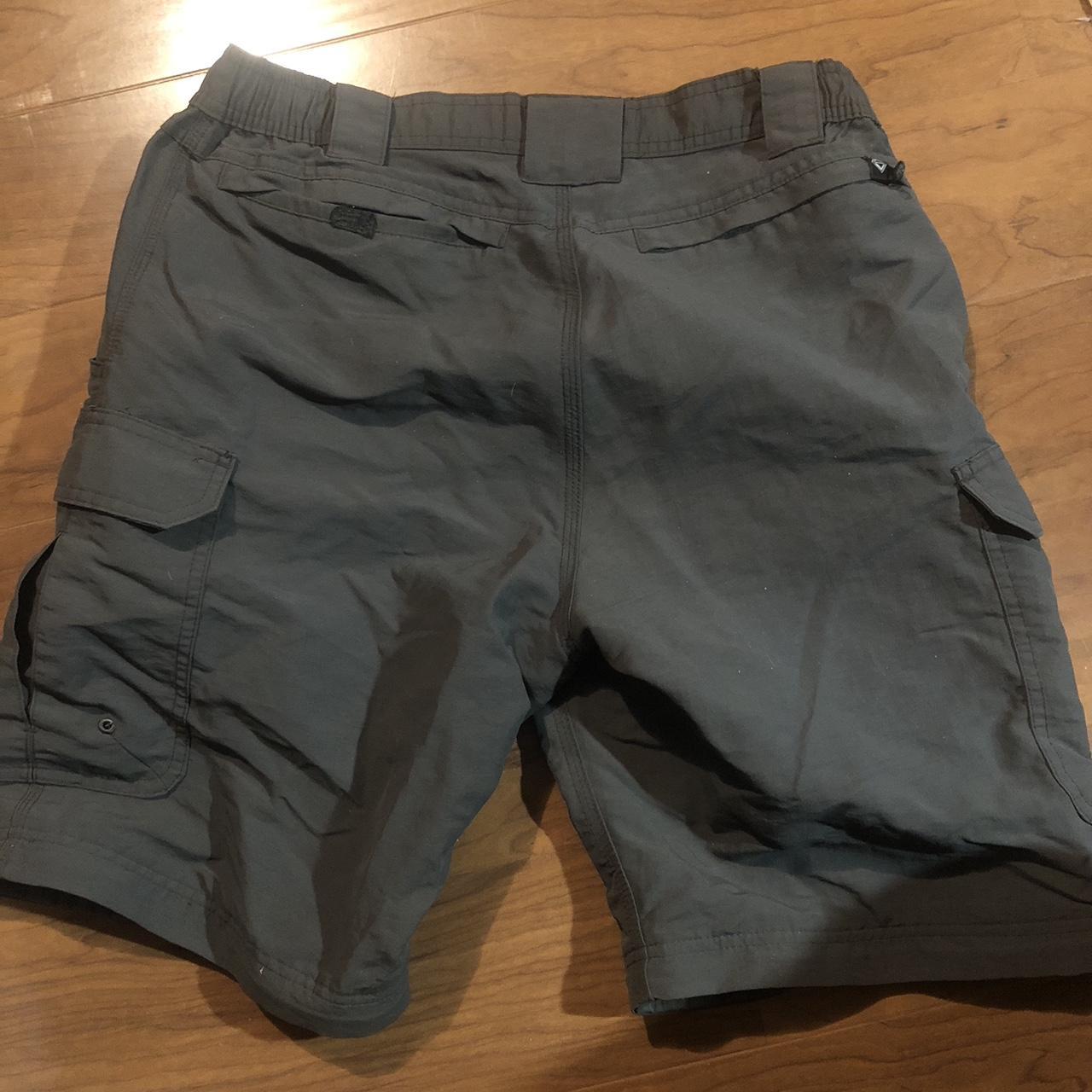 Venturing cargo shorts | Depop