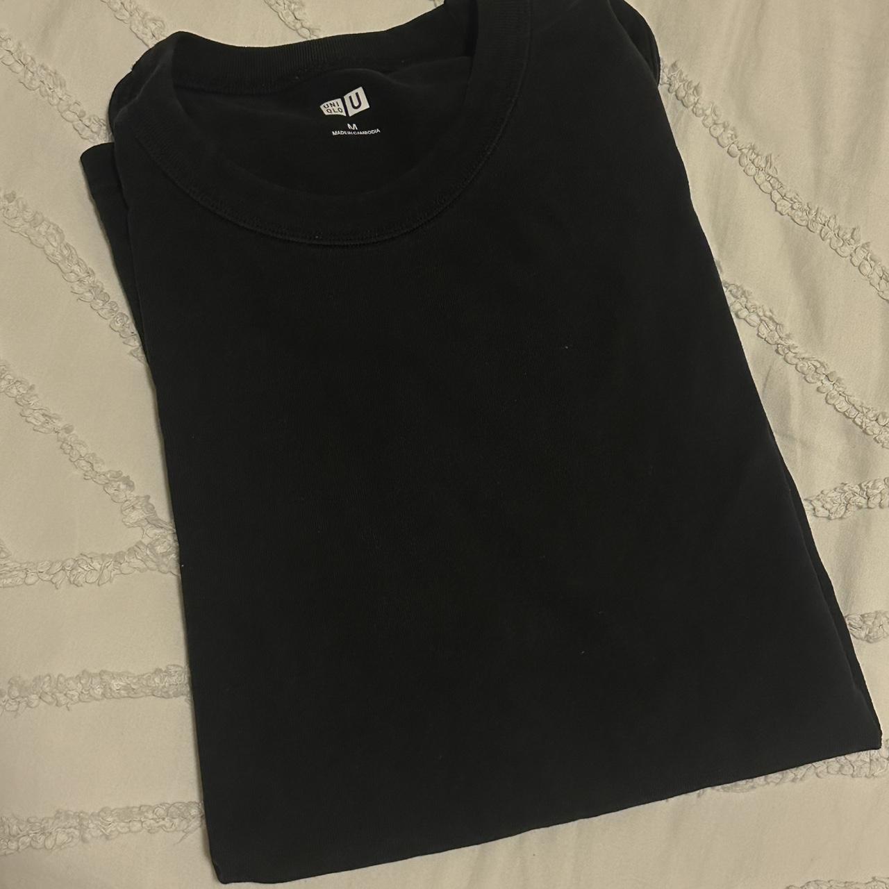 Black UNIQLO cotton T-shirt #uniqlo basic T-shirt - Depop