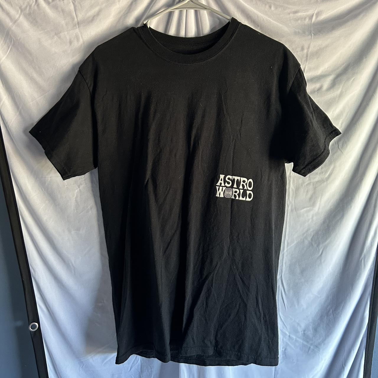 Travis Scott Men's Black and White T-shirt | Depop