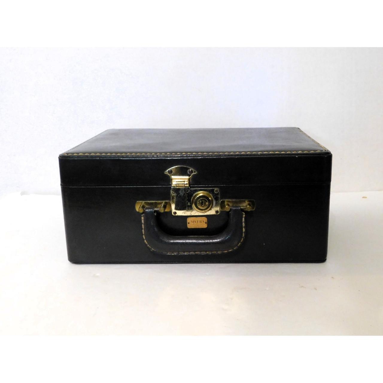 This Myers Luggage Vintage Shortrip, from The Palm... - Depop