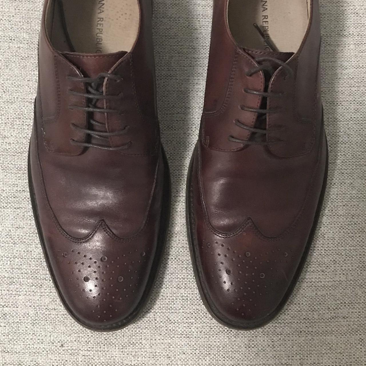 Banana Republic Men's Burgundy Brogues | Depop