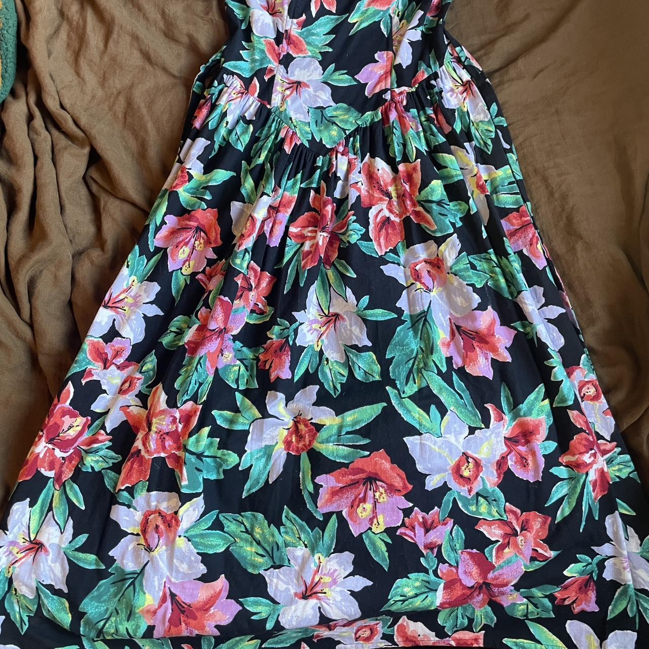 Vintage Hawaiian Floral Tiki Pin Up Dress Beautiful... - Depop