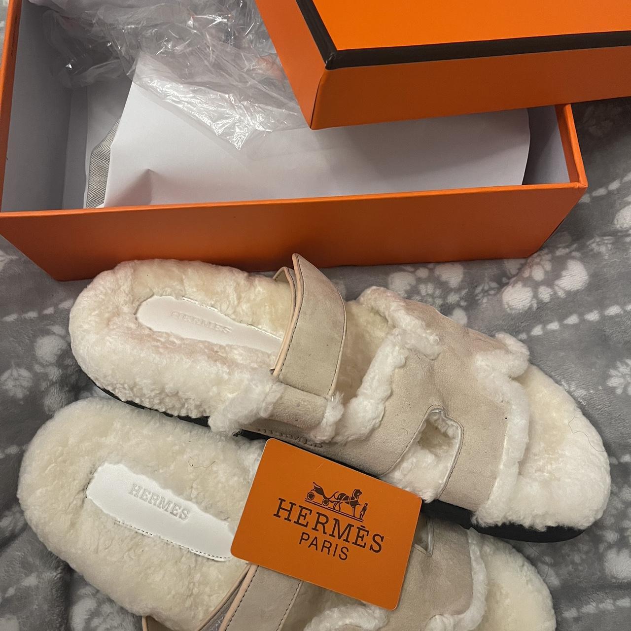Hermes slides - Depop