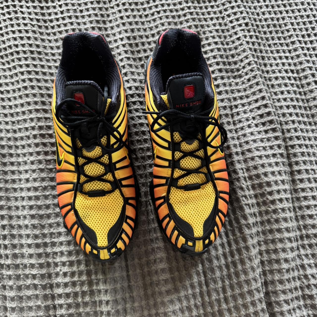 Nike Shox sunset US12 #shox #nike #sneaker #fashion | Depop