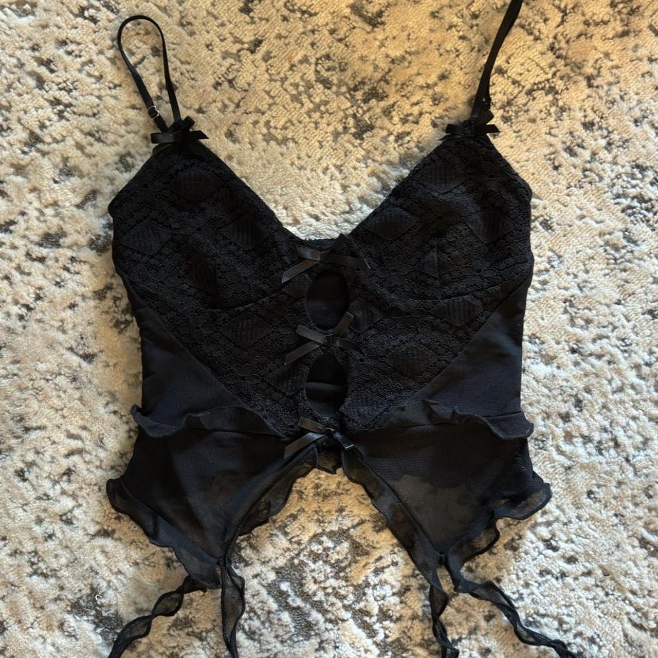 tiger mist top xs - Depop