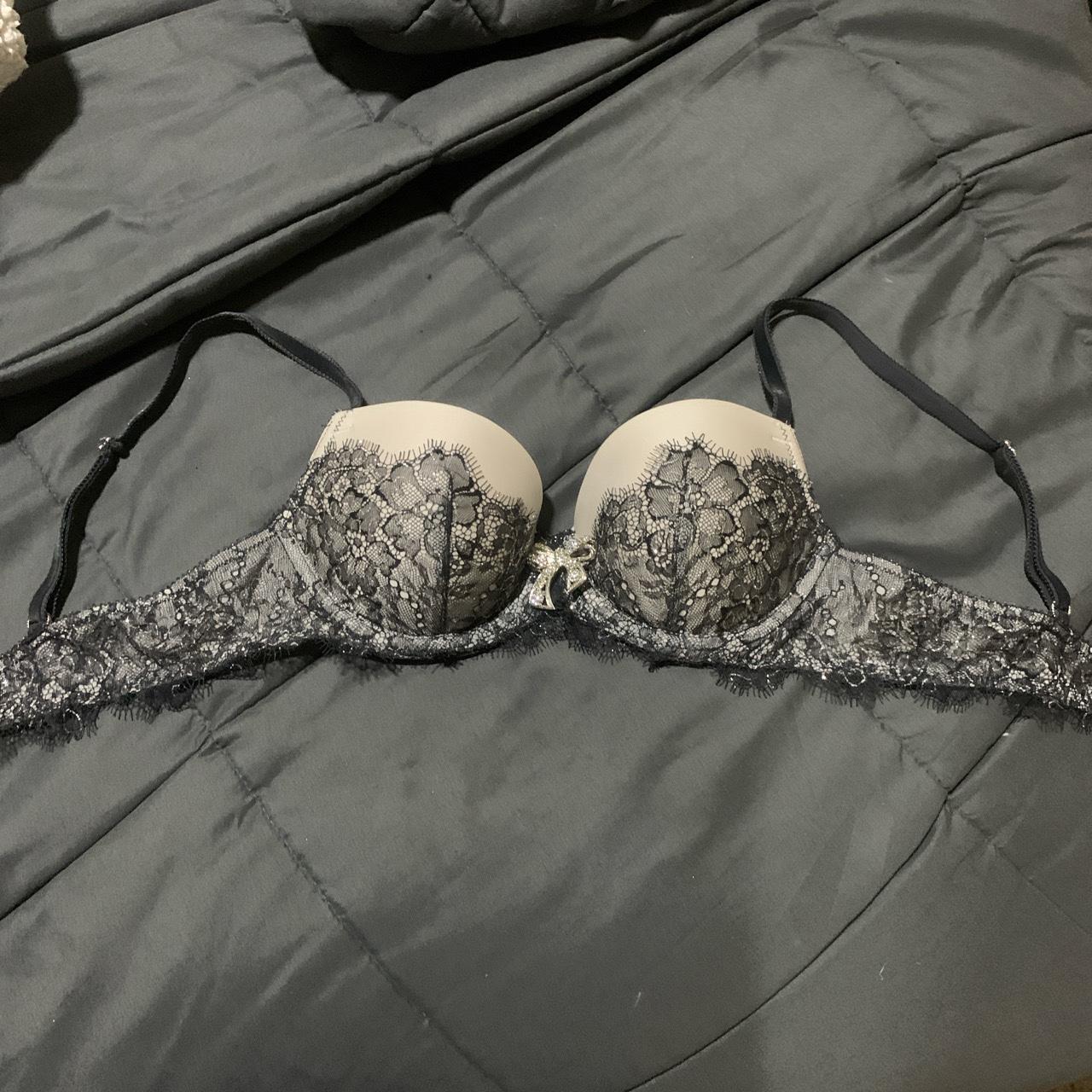 Victoria’s secret Y2K Coquette Bra no flaws, never... - Depop