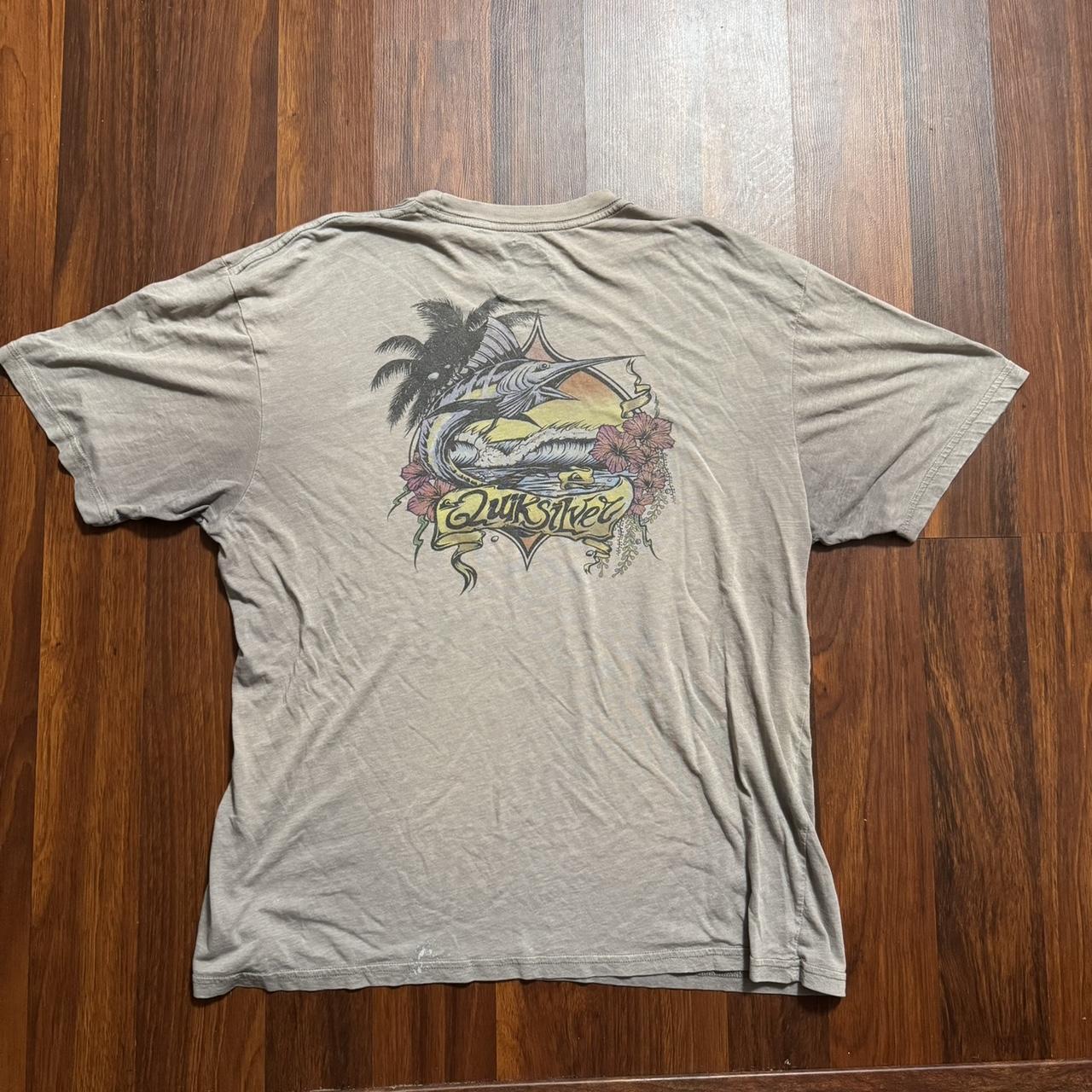 Quicksilver back hit shirt (size M) | Depop