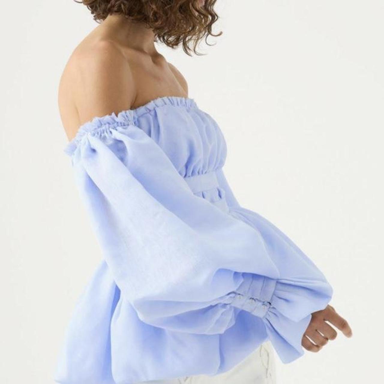 AJE DIVINE OFF THE SHOULDER TOP - SKY BLUE - SIZE... - Depop