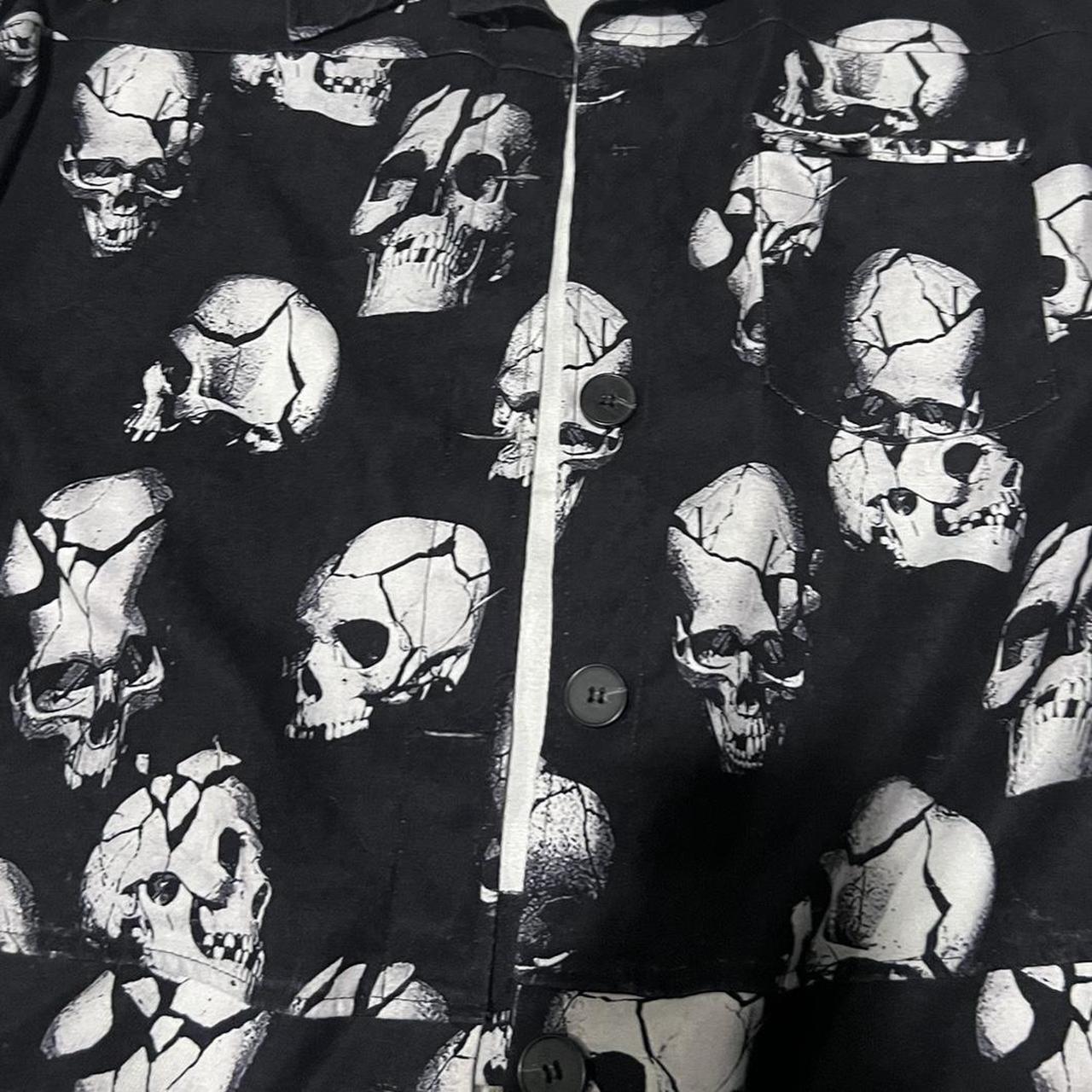Skull button up - Depop