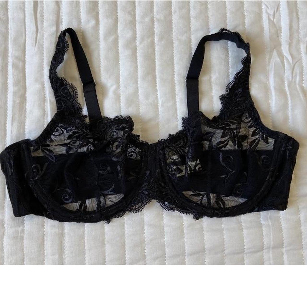 Soma: Sensuous Lace Unlined Bra with adjustable... - Depop