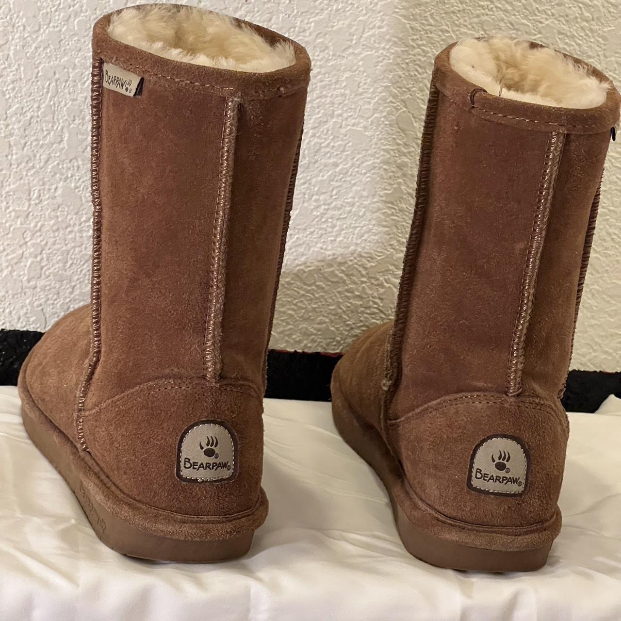 Brown Bear Paw boots, Size 6 - Depop