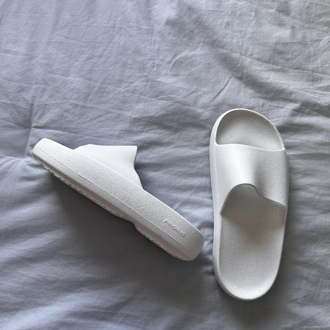 Women’s white pool slides Worn once - Depop