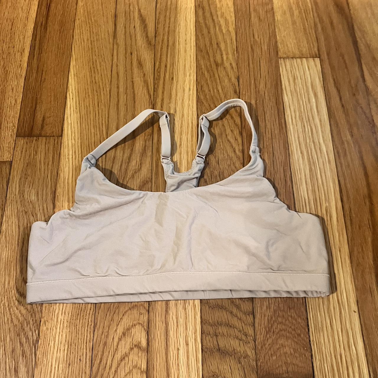 Skims bra, skims tag wore off. - Depop