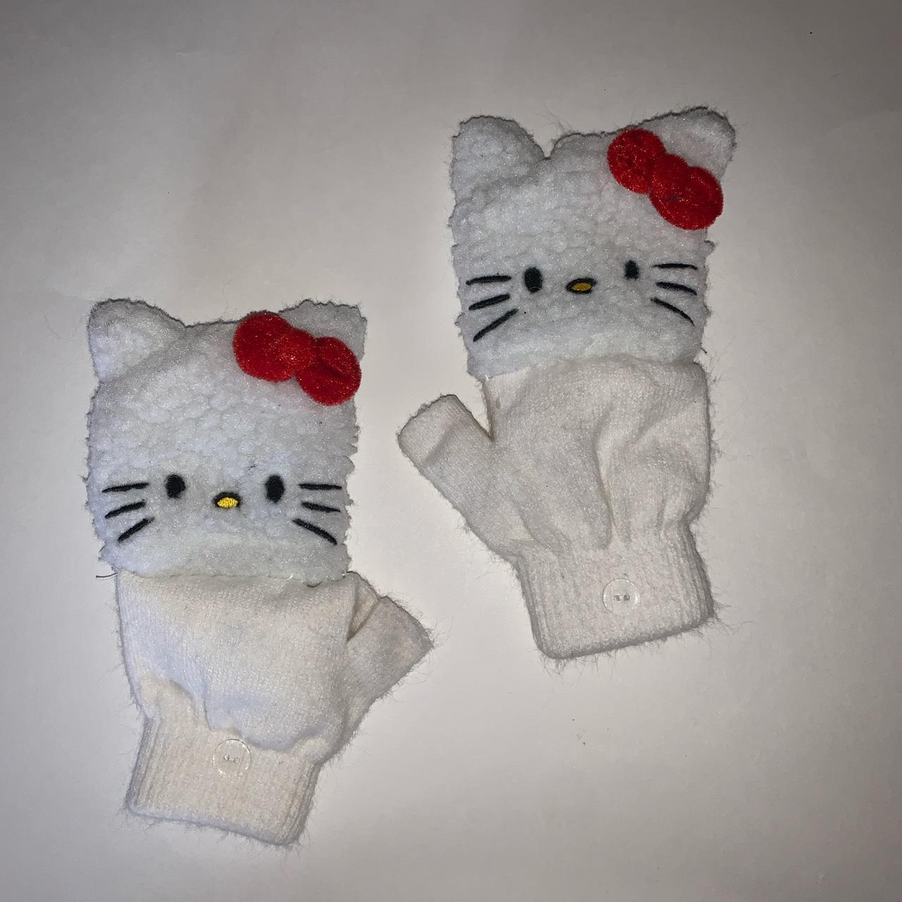 Hello kitty fingerless gloves/mittens - Depop