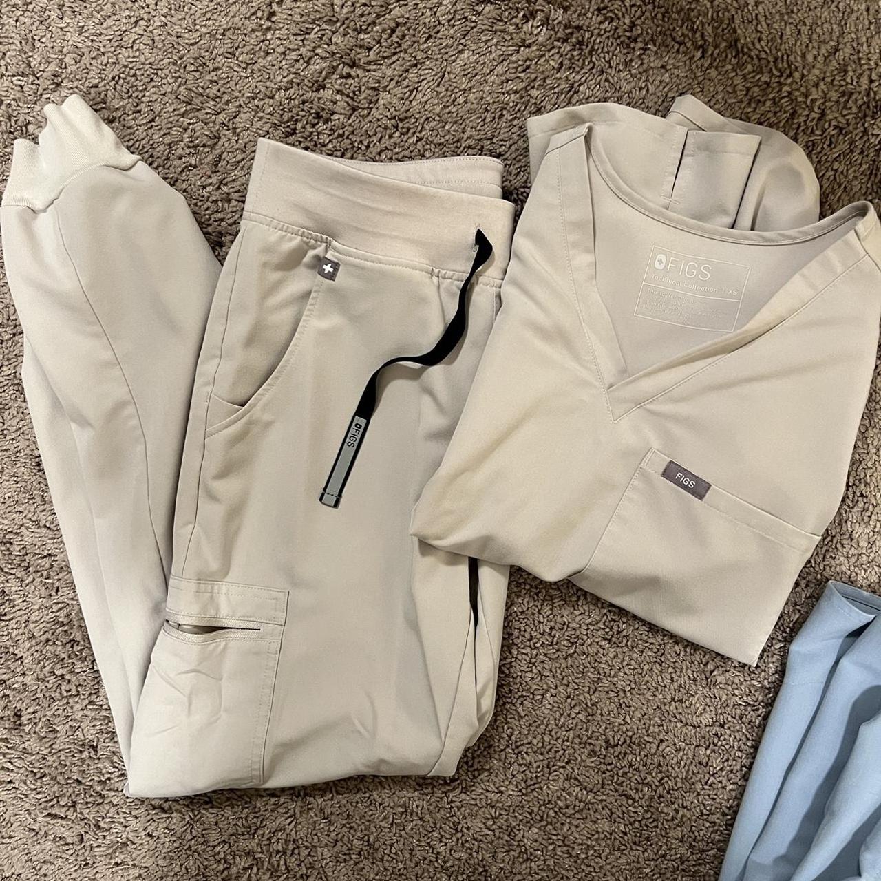 Figs scrubs in “bone” color. These are in perfect... - Depop