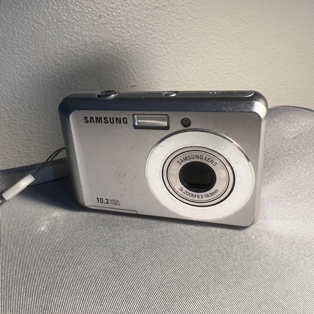 Samsung digital camera SL30 | Depop