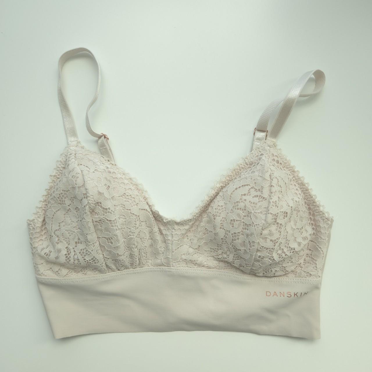 Danskin White/Cream Lace Bralette Condition:... - Depop Danskin White/Cream Lace Bralette Condition:... - Depop