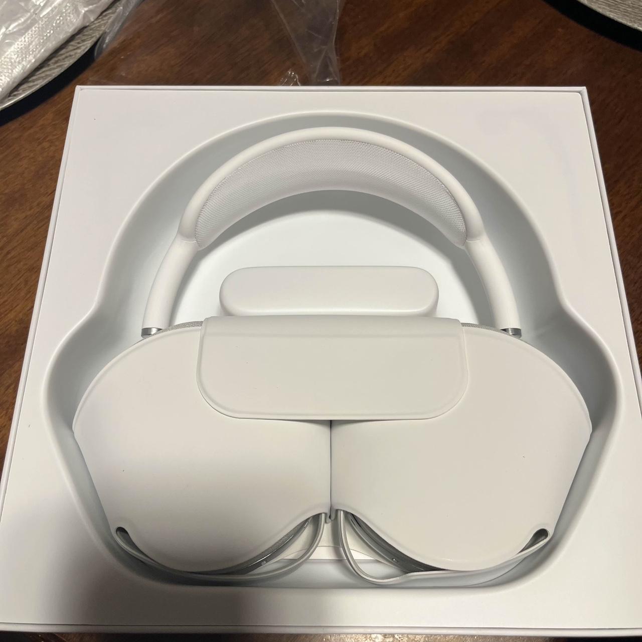 AIRPOD MAX VENDOR LINK(most color ways) $5 fo the... | Depop