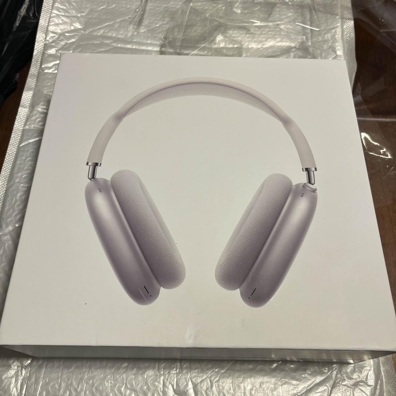 AIRPOD MAX VENDOR LINK(most color ways) $5 fo the... | Depop
