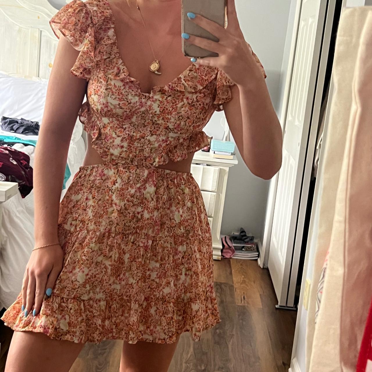 Mini cut out sundress with adjustable clips on back - Depop