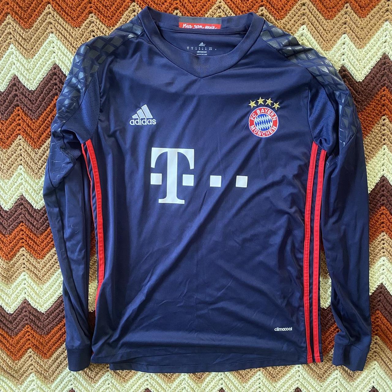 Adidas FC Bayern Munich goalkeeper Manuel Neuer kit... - Depop