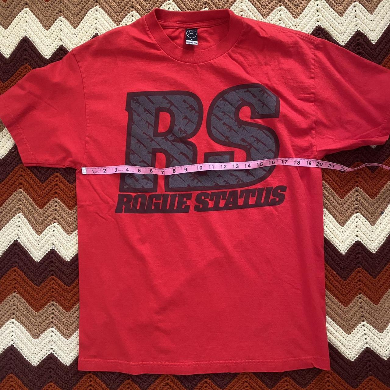 Large Red 00’s Rogue Status guns logo tee - Depop