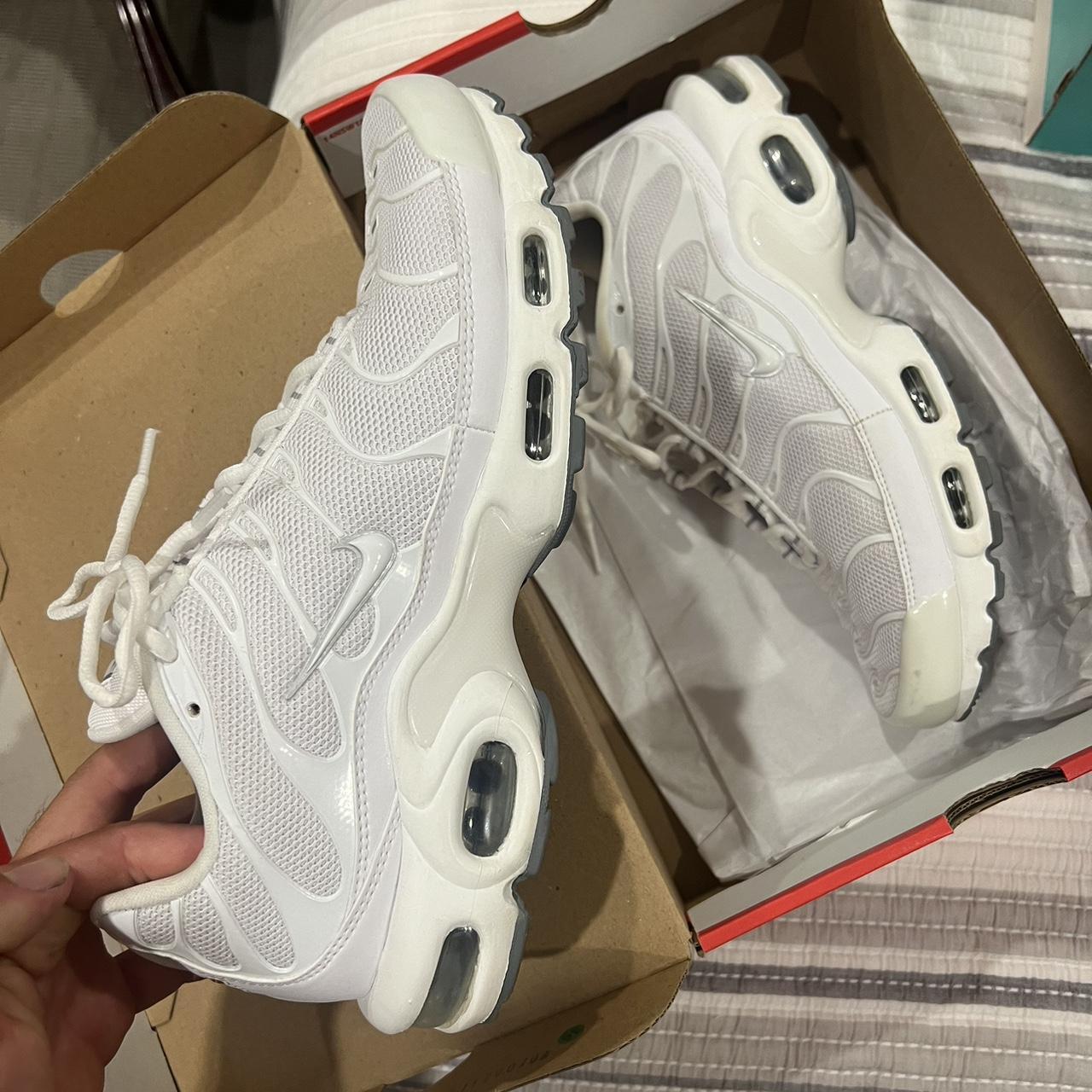 White Nike TNs Men’s 9.5 US Barely worn - Depop