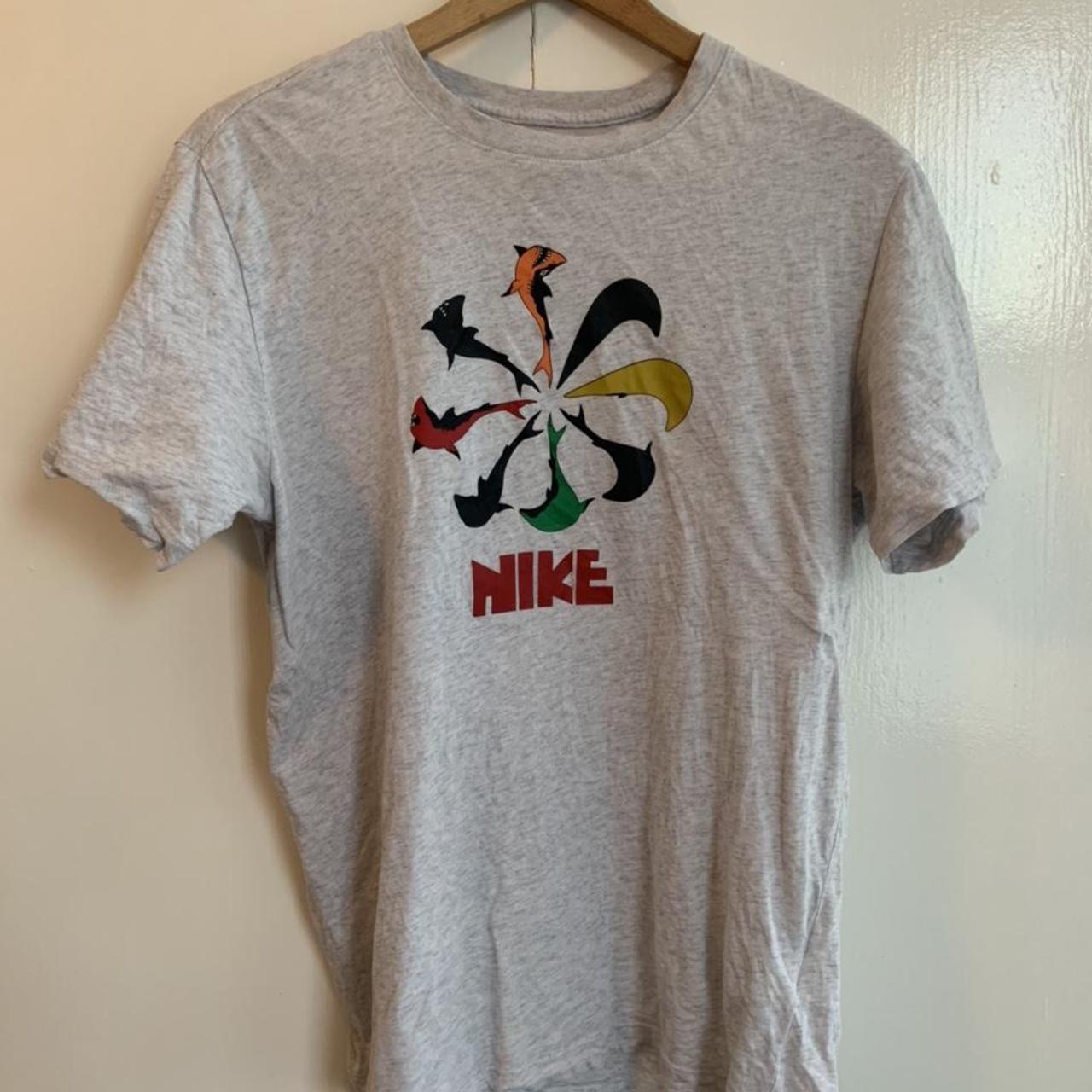 Nike Pinwheel T-Shirt - Light Grey Worn but still in... - Depop
