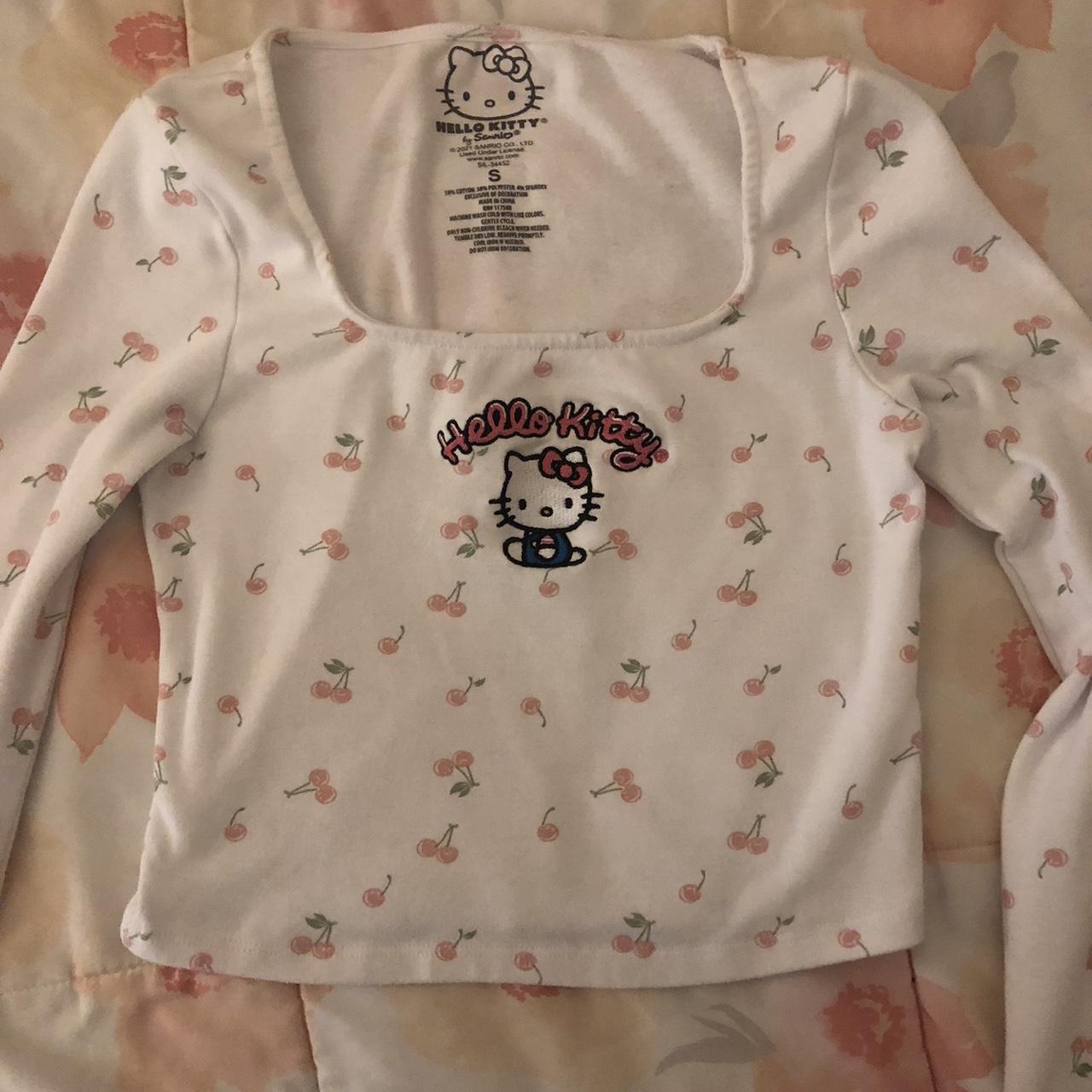 Sanrio Women's White and Pink Crop-top | Depop
