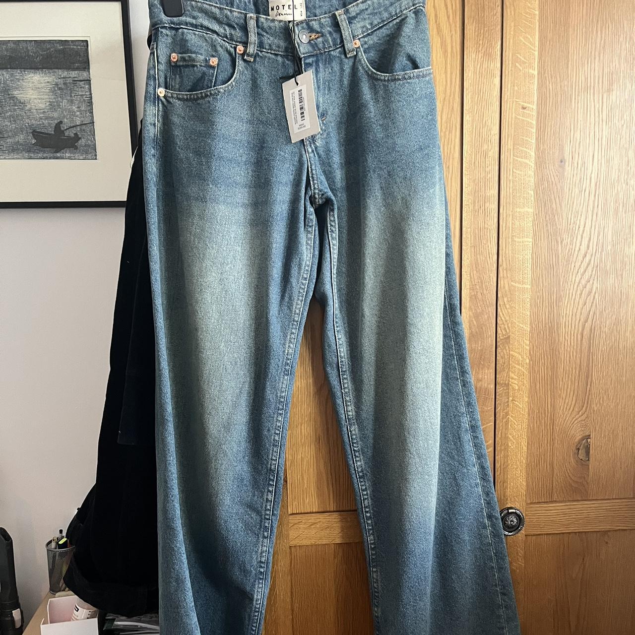 Motel roomy low rise jeans w24 l32 in vintage blue... - Depop