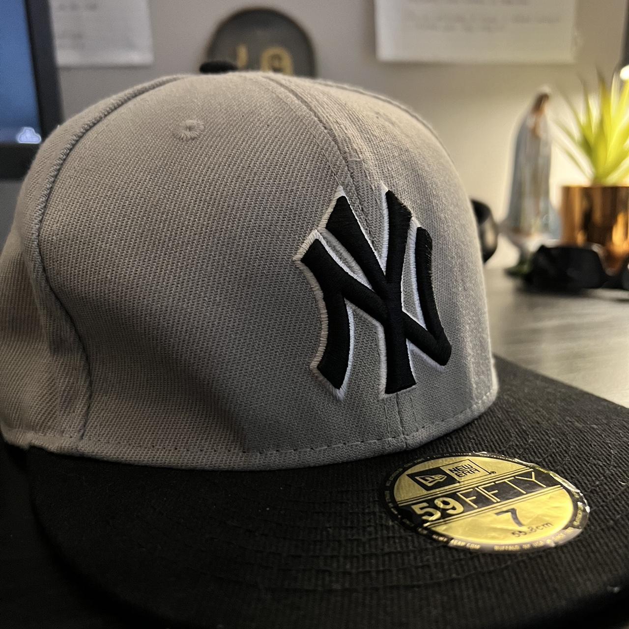 Fitted cap Size 7 - 58.5cm - Depop