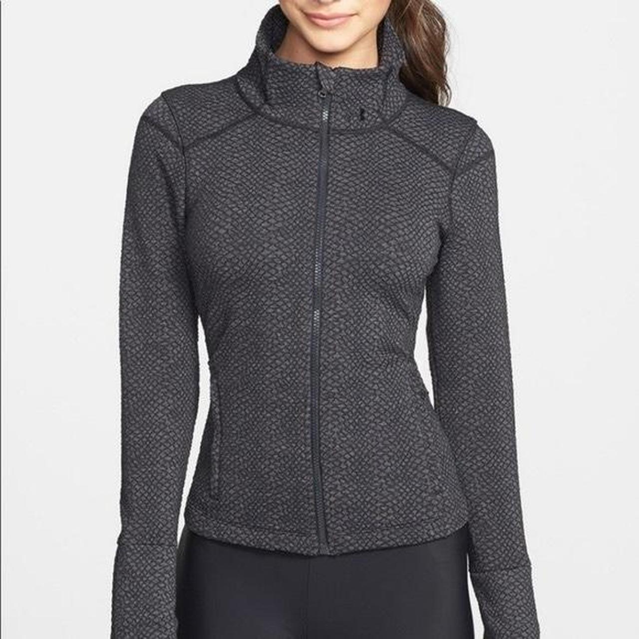 Under Armor Studiolux Women s athletic Jacket. Size