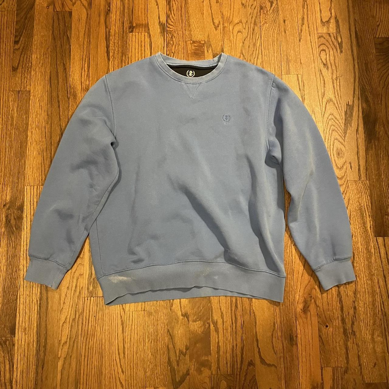 IZod crew neck - Depop