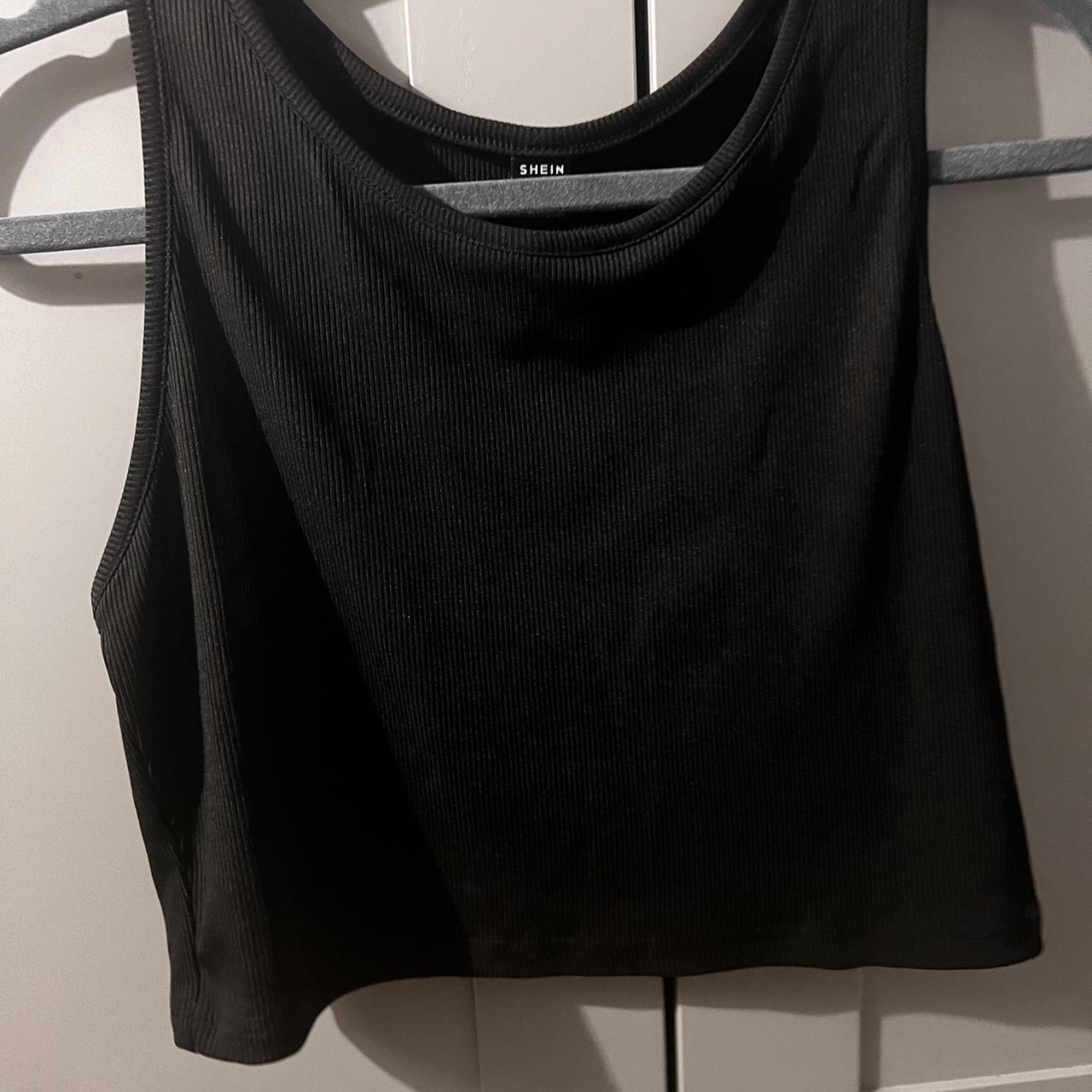Crop tank black top - Depop