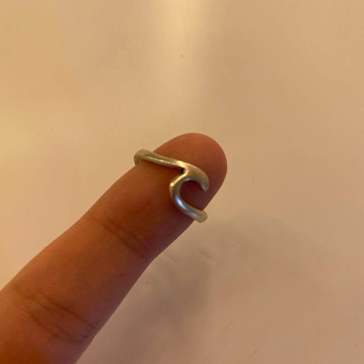 sterling silver wave ring adjustable - Depop