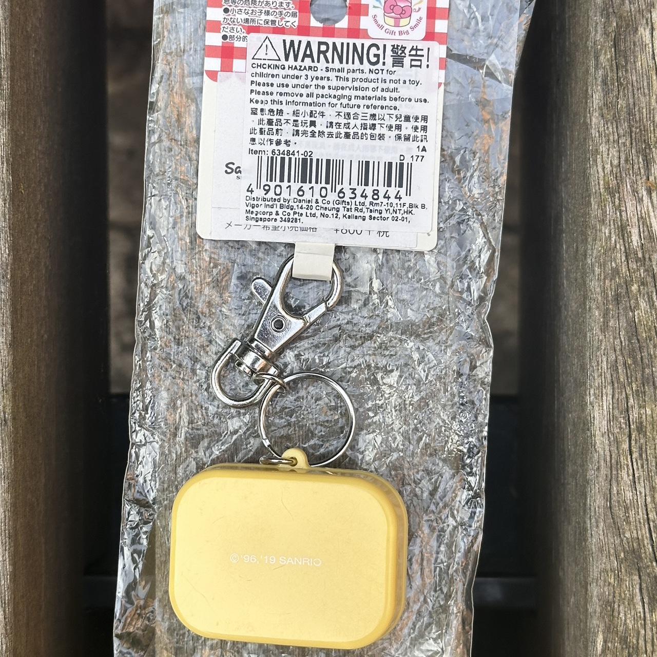 2019 Sanrio deadstock Pompompurin bento box keyring... - Depop